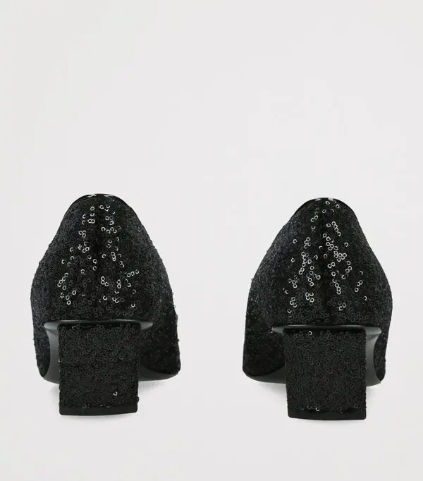 ROGER VIVIER Embellished Belle Vivier Pumps 45