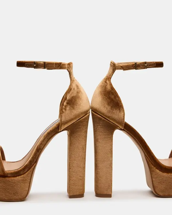 Steve Madden Giada Block Heels