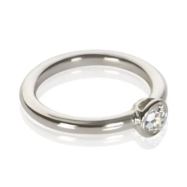 Tiffany & Co. 0.38 Ct Round Brilliant Diamond Bezet Solitaire Engagement Ring