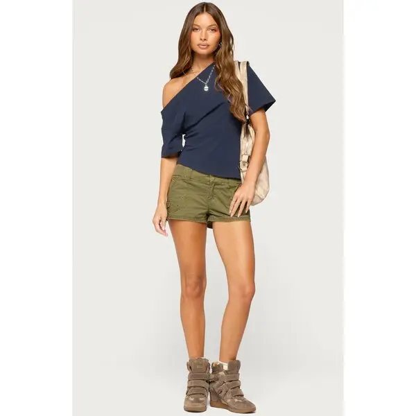 EDIKTED Mariee Asymmetric Off The Shoulder T-shirt