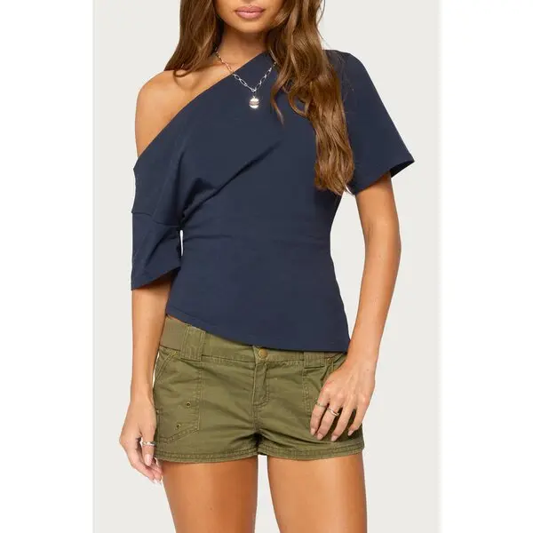 EDIKTED Mariee Asymmetric Off The Shoulder T-shirt - Navy