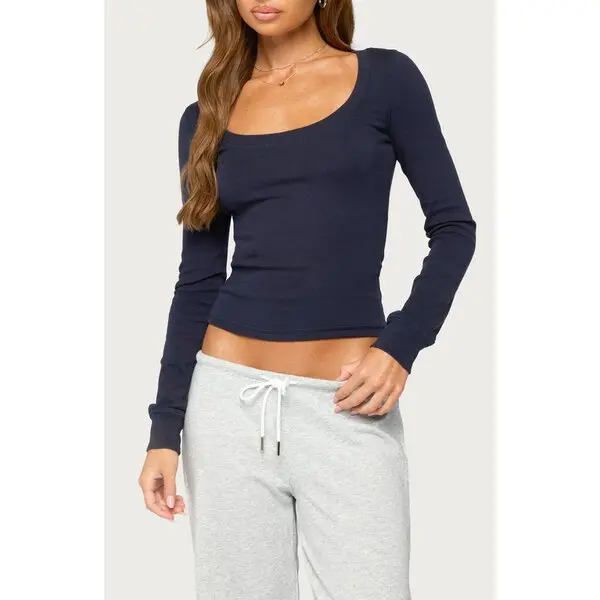 EDIKTED Oloya Long Sleeve Scoop Neck Top
