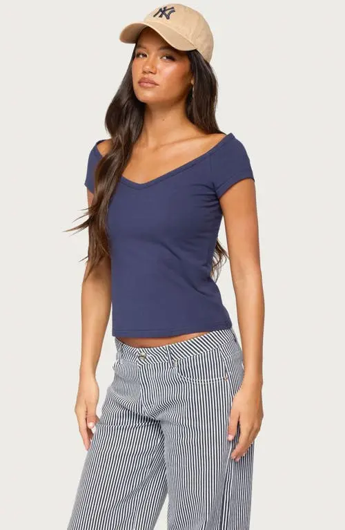 EDIKTED Calie Off The Shoulder V-neck Top