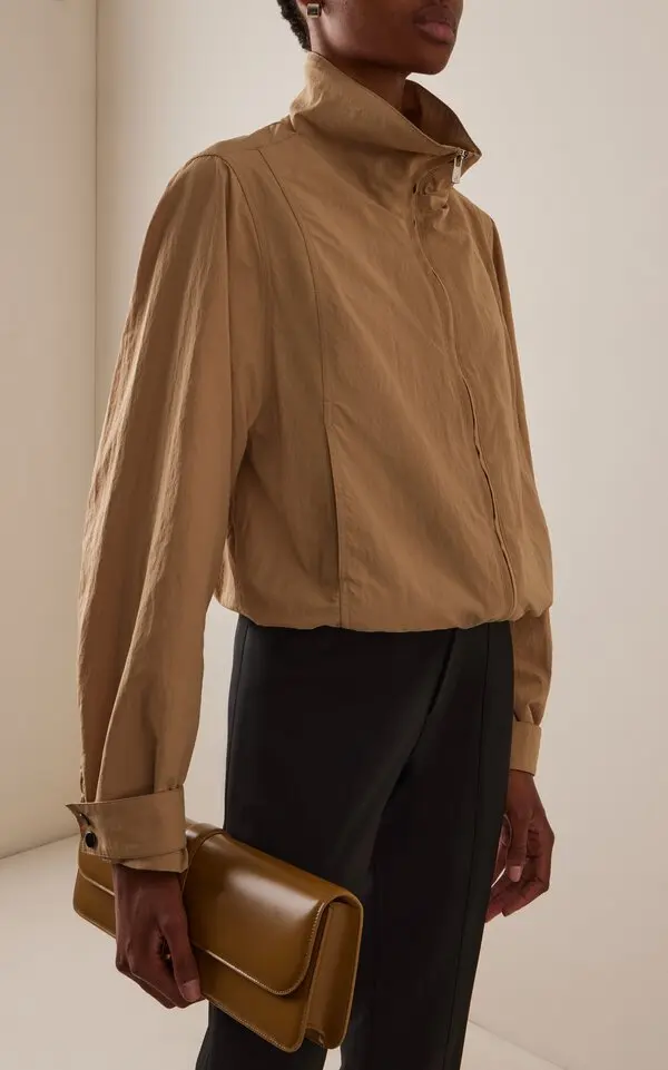 KALLMEYER Nira Funnel Neck Nylon Windbreaker