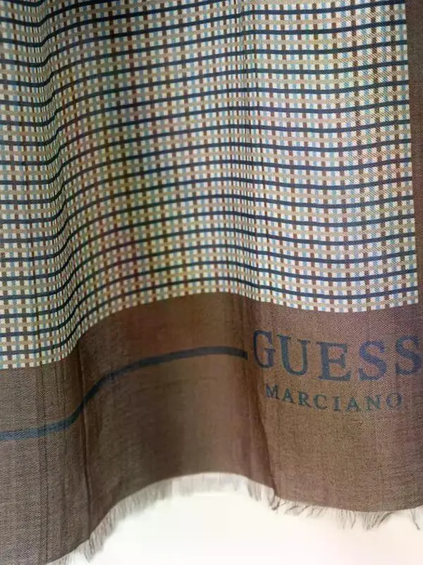 Guess Checked Fringed-edge Scarf - Brown