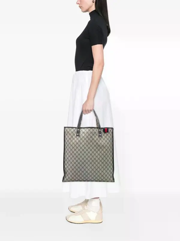 Gucci 2016-2026 Gg Supreme Web Tote Bag