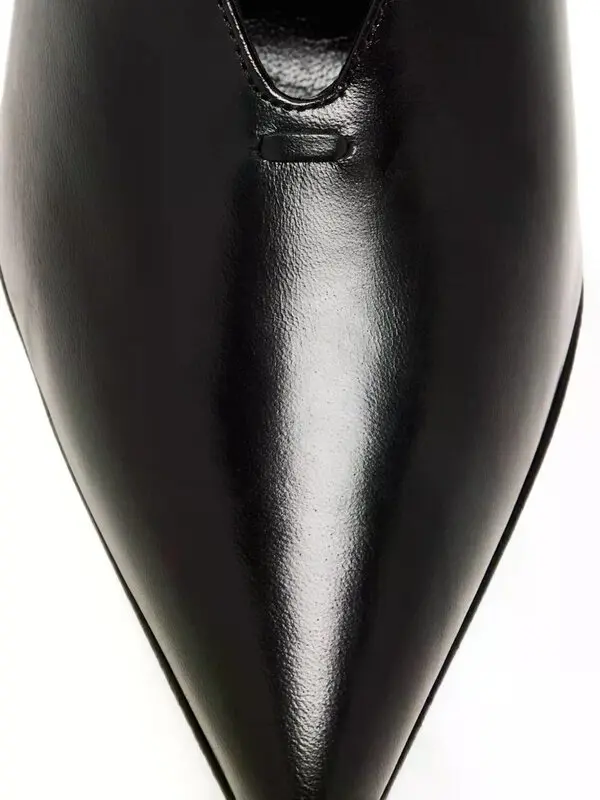 Yuzefi Nur Pumps