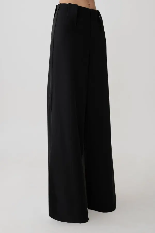 Meshki Arlo Wide Leg Suiting Trouser