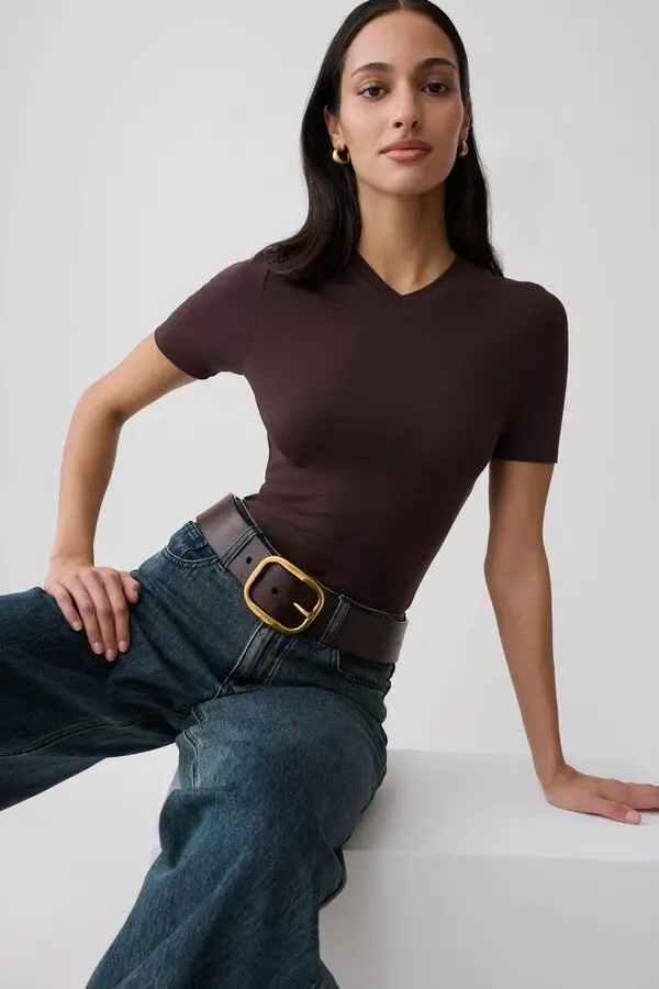 Meshki Janelle High V Neck Short Sleeve Top