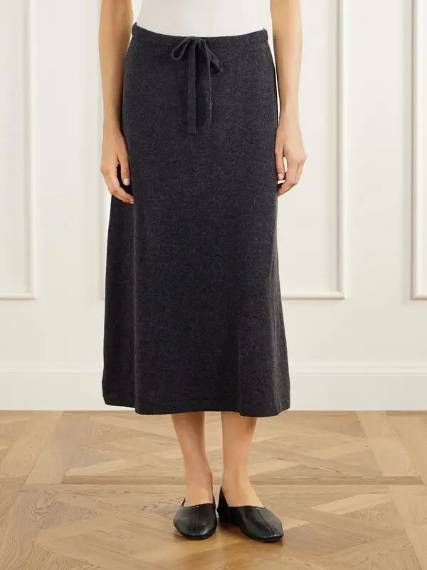 ALLUDE Minimalist Midi Skirt