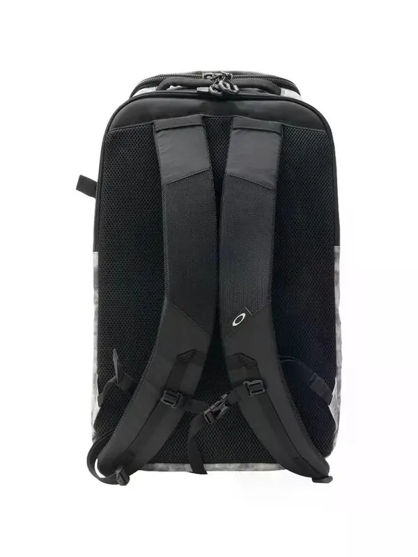 Oakley Enhance Buckle 8.0 Backpack