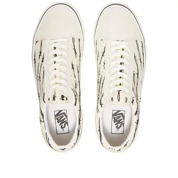 VANS Barbed Wire Low Upper Board Shoes - White