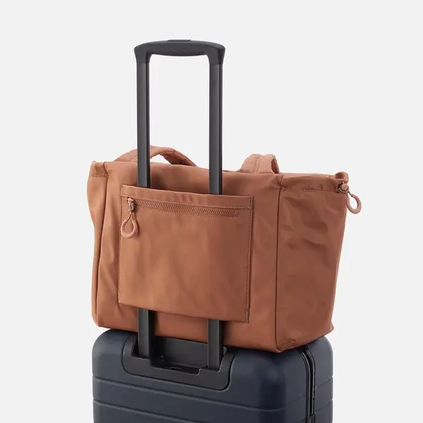 Hobo All In One Tote - Dune