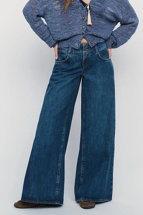 PILCRO Raver Low Rise Wide Leg Jeans