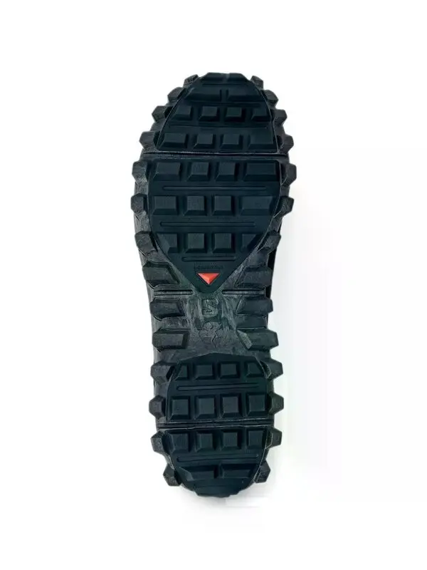 SALOMON Slip-on Sneakers