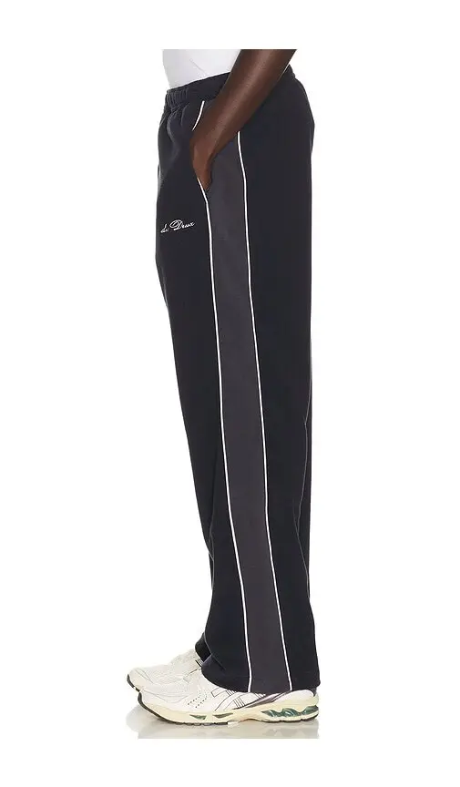 LES DEUX Fleece Track Pants In Navy