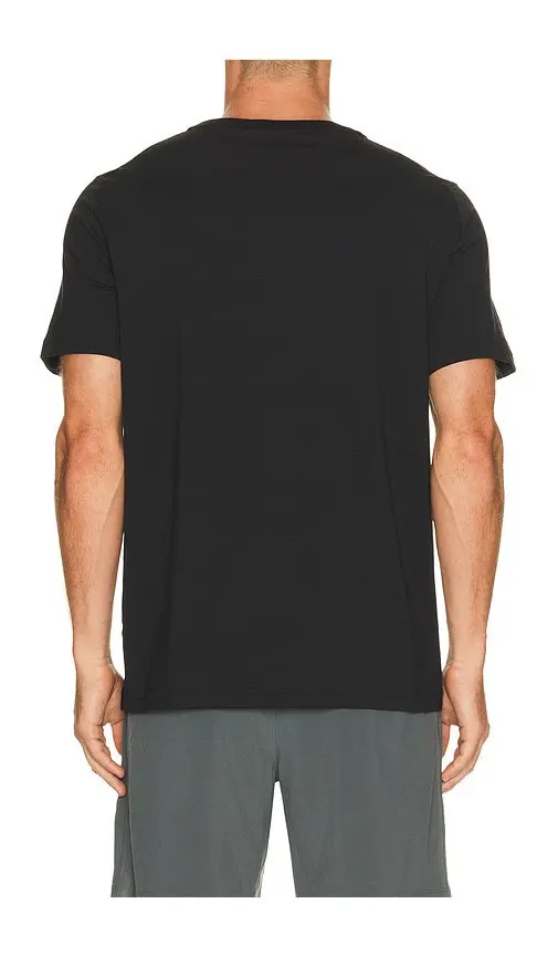 Lululemon Everyday Short Sleeve Tee Classic Fit Solid