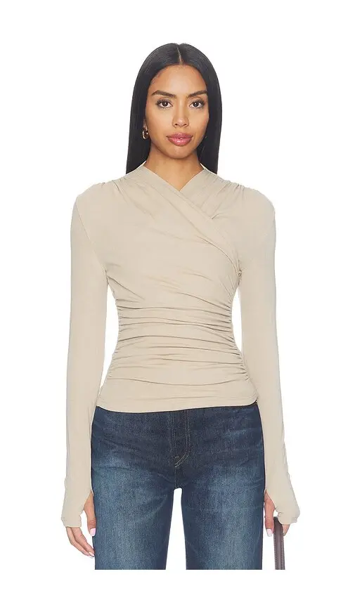 MADISON THE LABEL Adalia Top In Beige