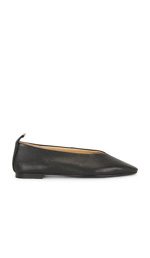 Steve Madden Swanky Flat