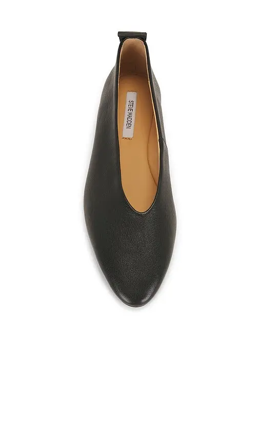 Steve Madden Swanky Flat