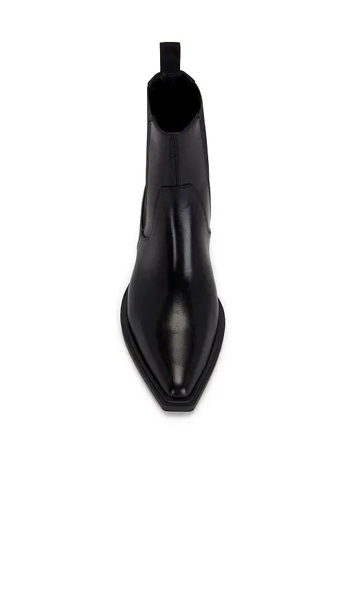 VAGABOND SHOEMAKERS Kelsey Chelsea Boot