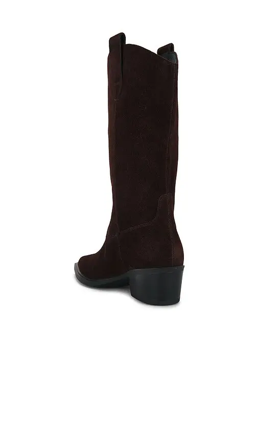 VAGABOND SHOEMAKERS Kelsey Boot In Chocolate