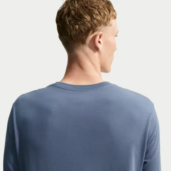 Nike Sportswear Club Long-sleeve T-shirt - Blue