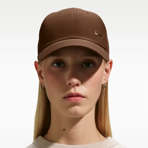 Nike Dri-fit Club Unstructured Metal Swoosh Cap