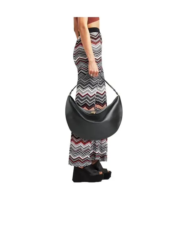 Jacquemus Large Solid-color Leather Underarm Bag