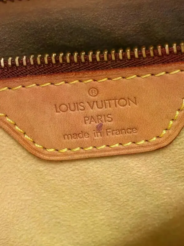 LOUIS VUITTON 2002 Monogram Looping Gm Shoulder Bag