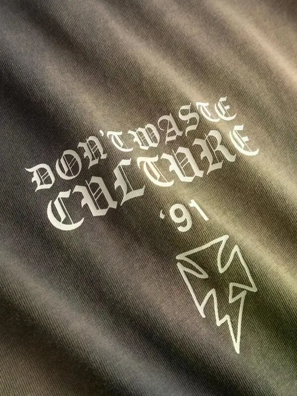 DON'T WASTE CULTURE Thunder Logo-print T-shirt