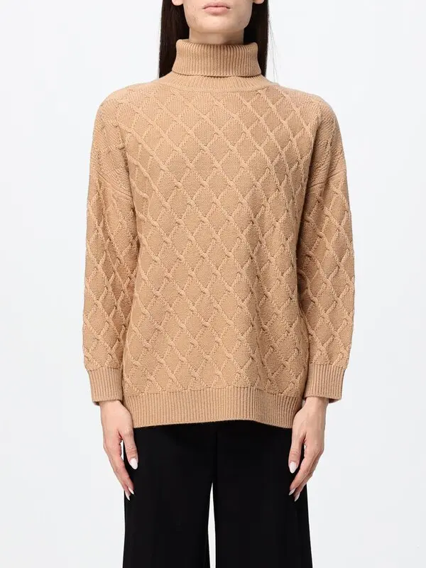 Max Mara Wool And Cashmere Turtleneck Jumper With Dropped Shoulders - Camel