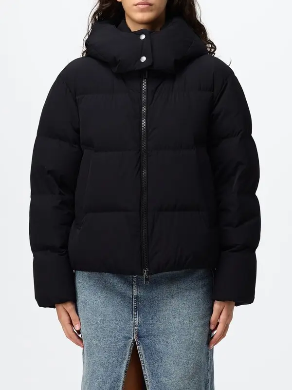 Woolrich Madison Quilted Nylon Down Jacket With A Removable Hood - Black