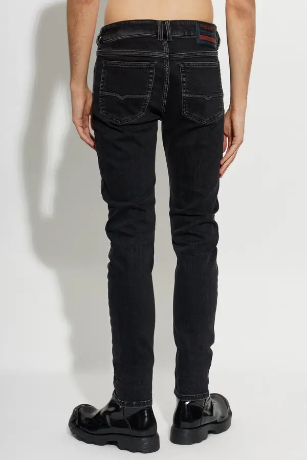 DIESEL® 1979 Sleenker-p’ Jeans
