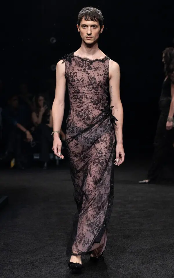 WIEDERHOEFT Sleeveless Chantilly Lace Maxi Dress
