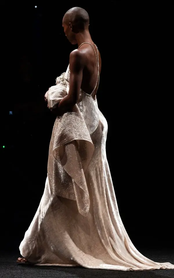 WIEDERHOEFT Embroidered Velvet Gown