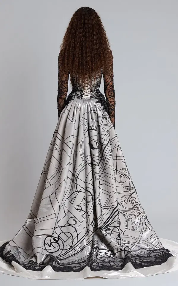 WIEDERHOEFT Train-back Chantilly Lace Maxi Skirt