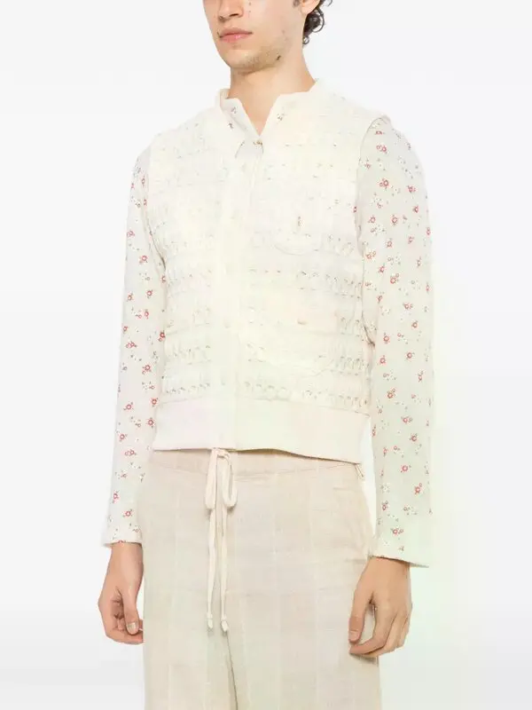 YOUNG N SANG Button-up Sleeveless Cardigan