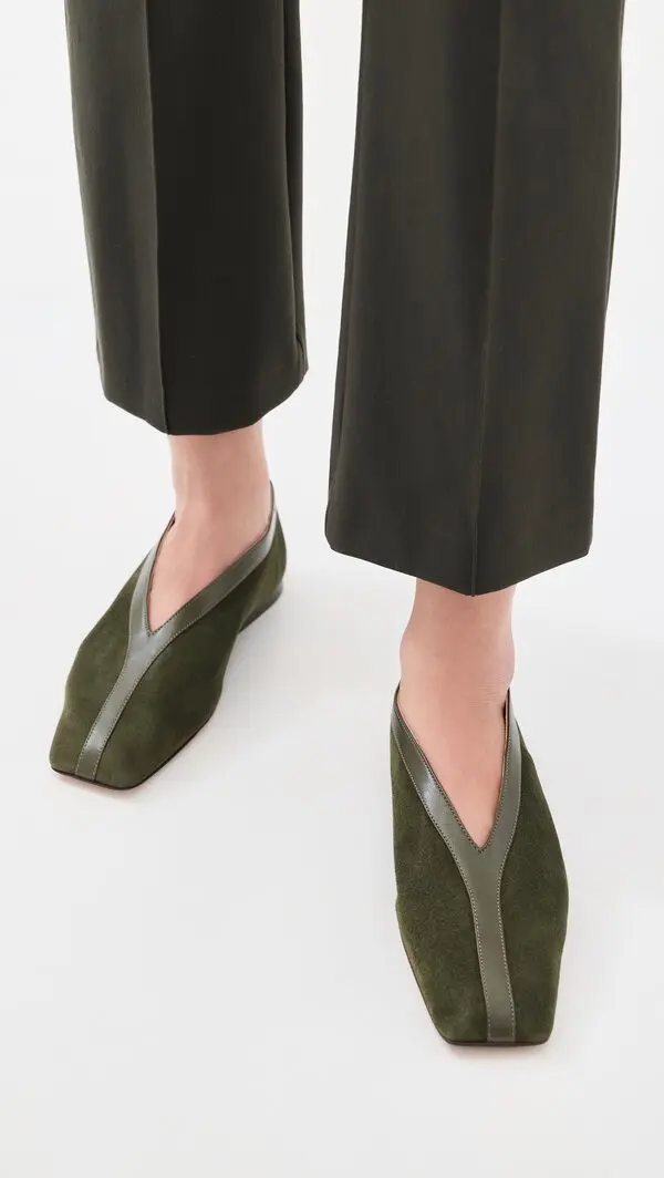 MANSUR GAVRIEL Contorno Square V Flats