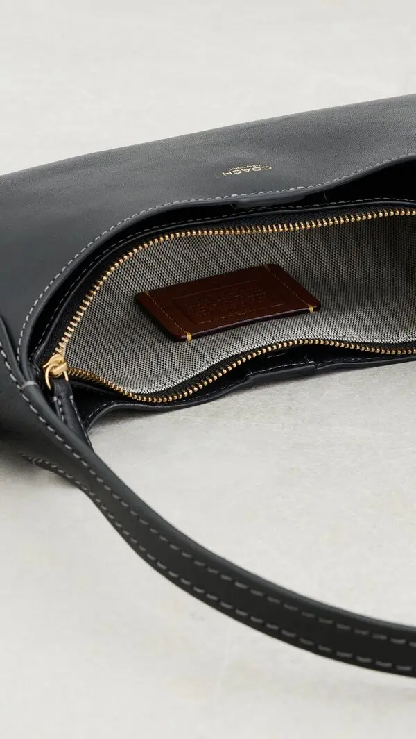 COACH Natural Grain Leather 26 Brooklyn Shoulder Bag - Black