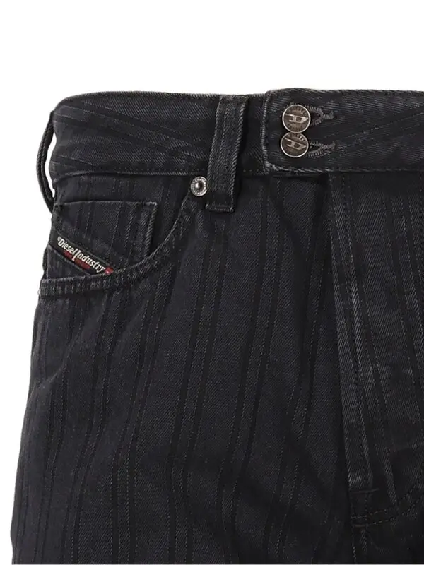 DIESEL® Relaxed Mid Rise Jeans 1980 D-eeper