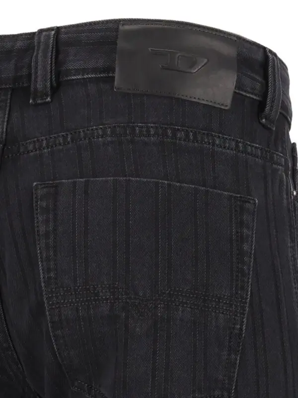 DIESEL® Relaxed Mid Rise Jeans 1980 D-eeper