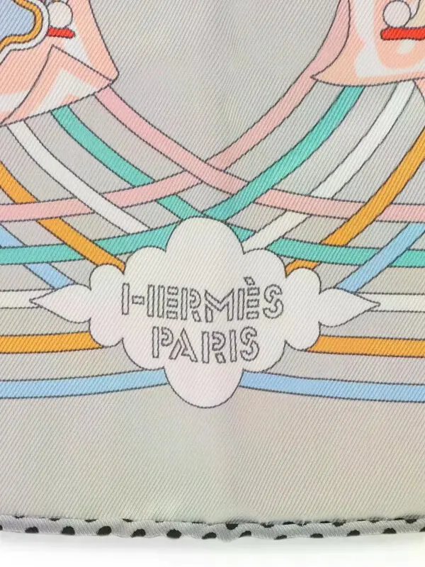 Hermès 2010s 70 Carrés Volants Scarf