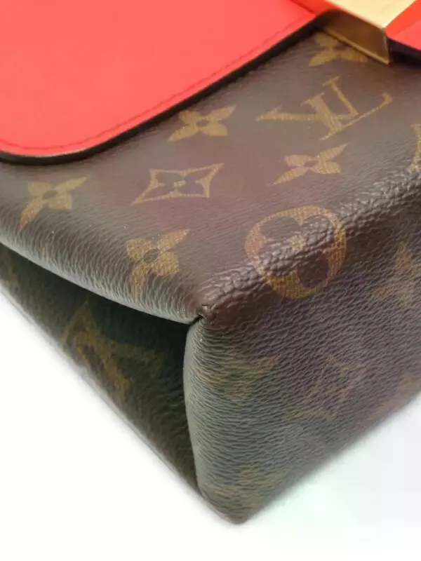 LOUIS VUITTON 2019 Bb Lockit Monogram Crossbody Bag - Brown