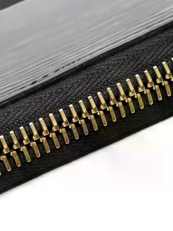 LOUIS VUITTON 2021s Epi Zippy Wallet