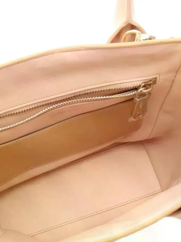 Chloé 2010s Small Joyce Leather Handbag - Neutrals