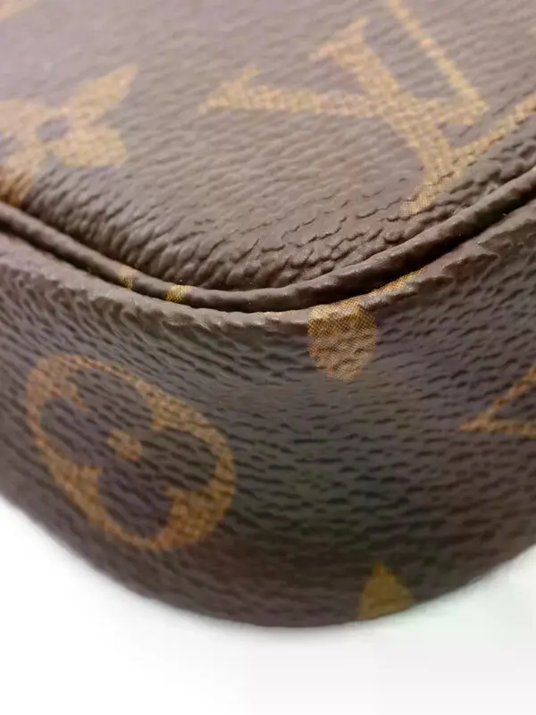 LOUIS VUITTON 1998 Pochette Accessoires Shoulder Bag