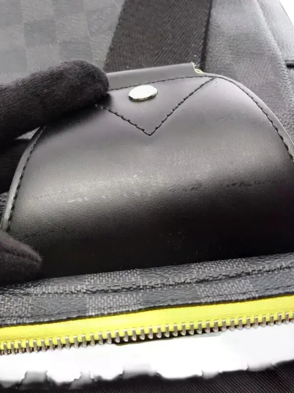 LOUIS VUITTON 2018 Damier Graphite Avenue Patterned Backpack