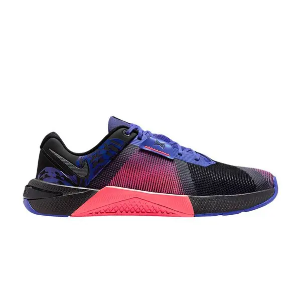 Nike Metcon Amp Hyper Punch Metallic Platinum