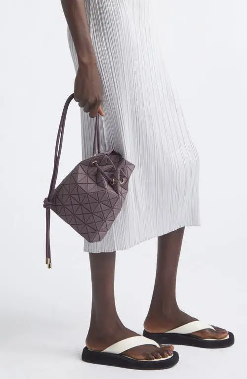 Issey Miyake Wring Clay Crossbody Bag - Brown